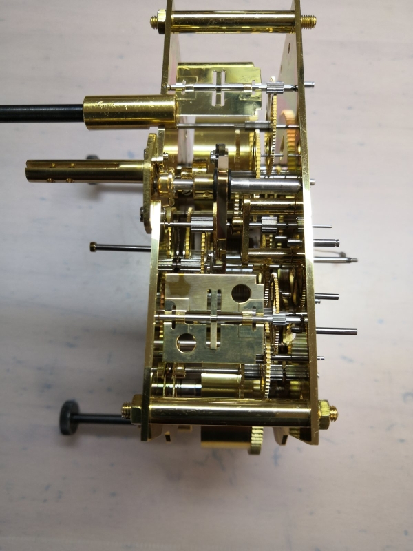 Entretien et réparation de pendules anciennes - Atelier d'horlogerie de ...